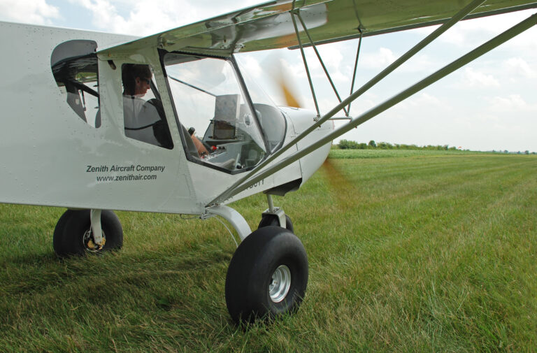 Introduction STOL CH750 Super Duty - Zenith Aircraft Company